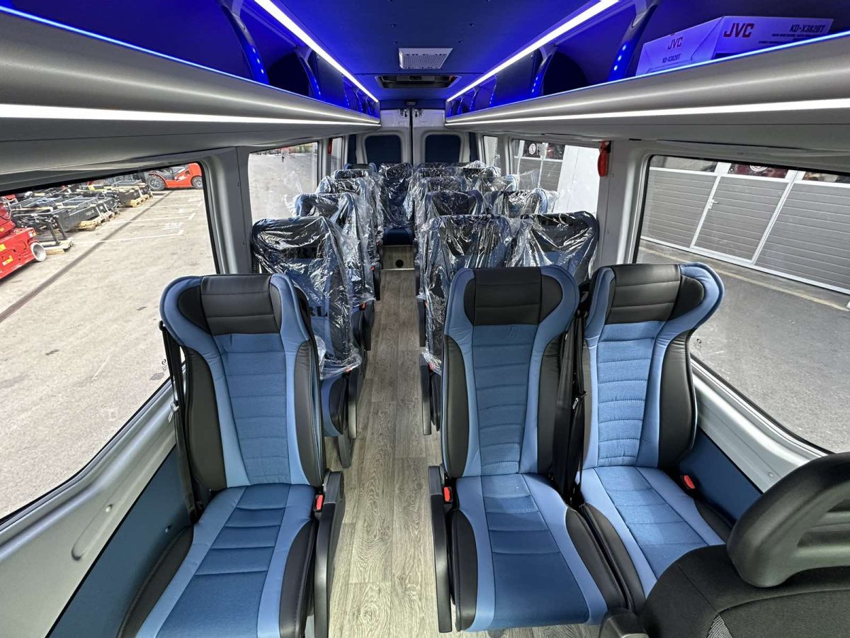 Μίνι Λεωφορείο 21 Θέσεων - Exit Bus - Περιηγήσεις και Μεταφορές